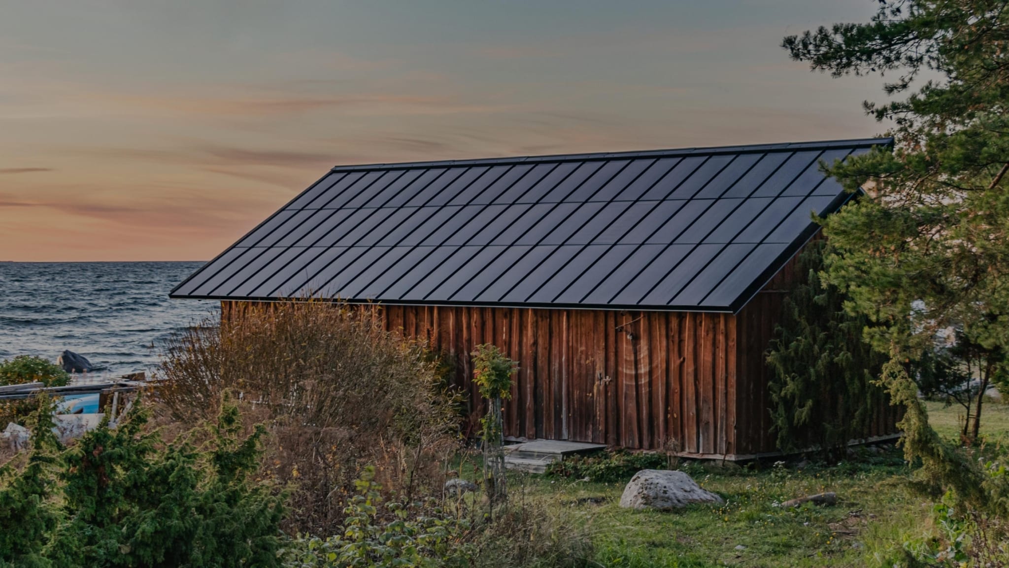 Integrated Solar Roof | Nordic Design | Roofit.Solar
