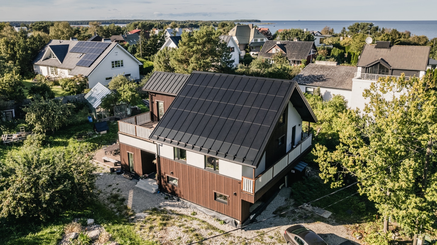 Rohuneeme Residential House | Roofit.Solar
