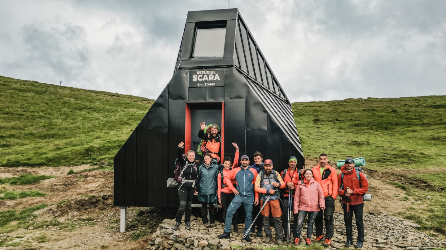 Scara Off-Grid Refuge | Roofit.Solar